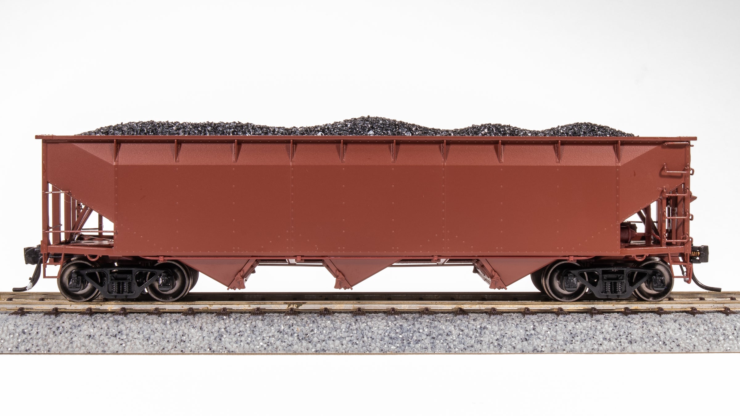 7386 AAR 70-ton Triple Hopper, Unlettered, Oxide Red, HO