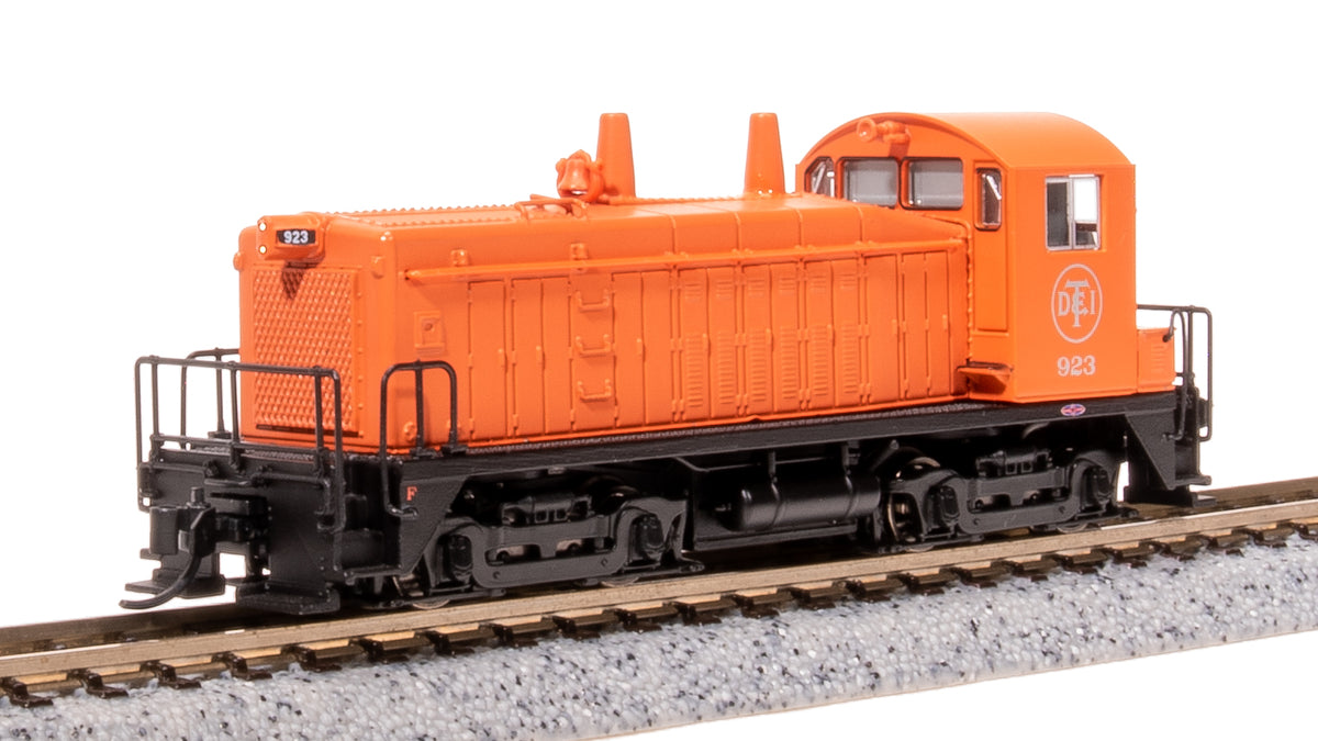 7514 EMD SW7, DT&I 920, Orange w/ Cab Monogram, Paragon4 Sound/DC/DCC,