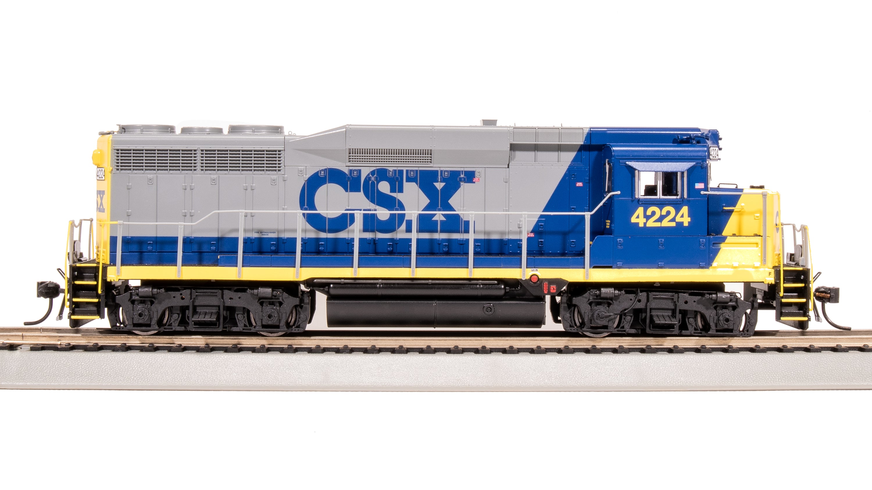 7568 EMD GP30, CSX 4224, YN2, Paragon4 Sound/DC/DCC, HO (GP30m)