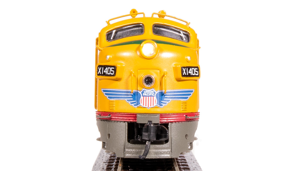 7762 EMD F7 AB, UP 1472/1472C, Yellow & Gray, A-unit Paragon4 Sound/DC