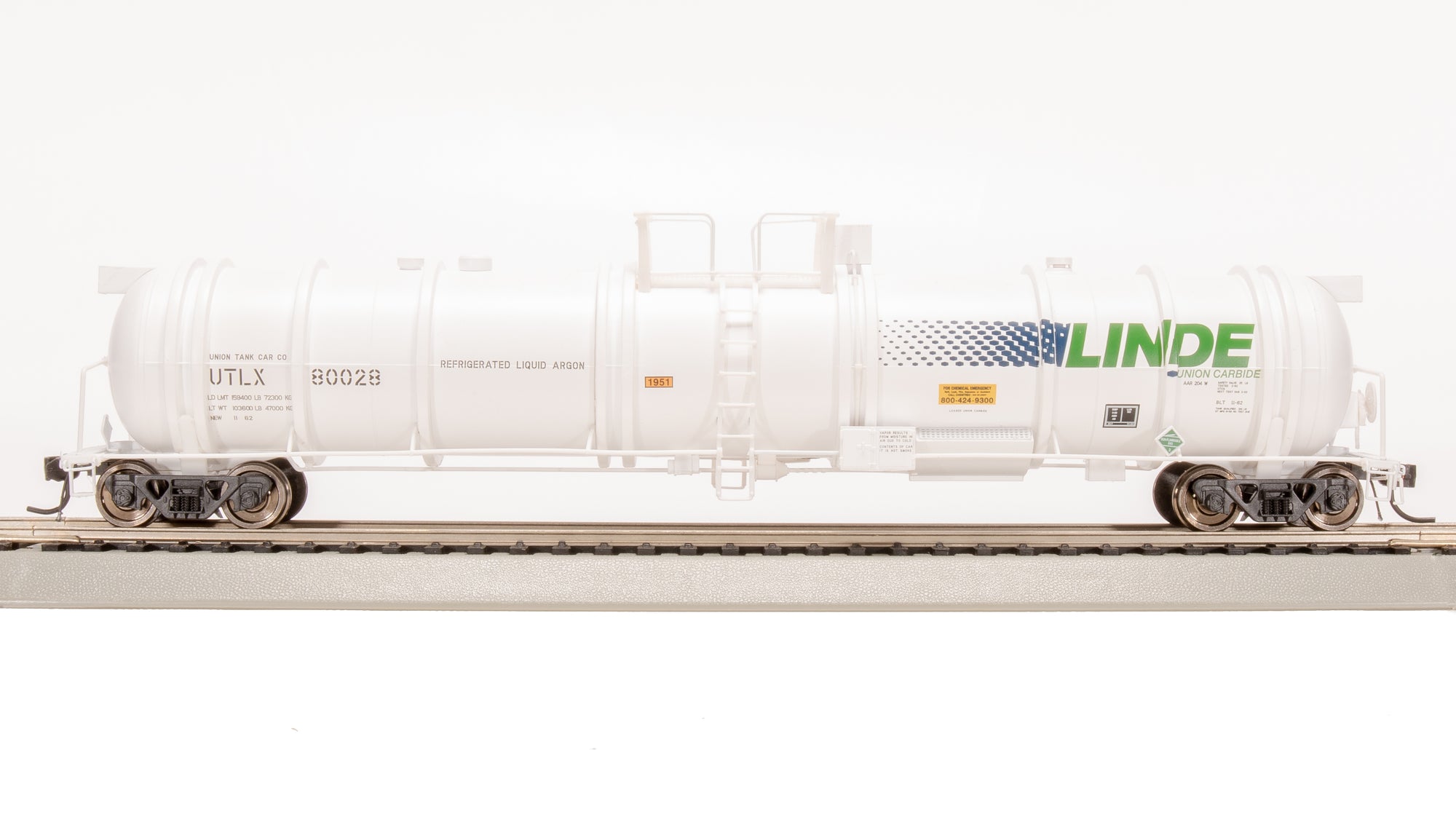 8036 Cryogenic Tank Car, Linde Type C, 2-Pack, HO