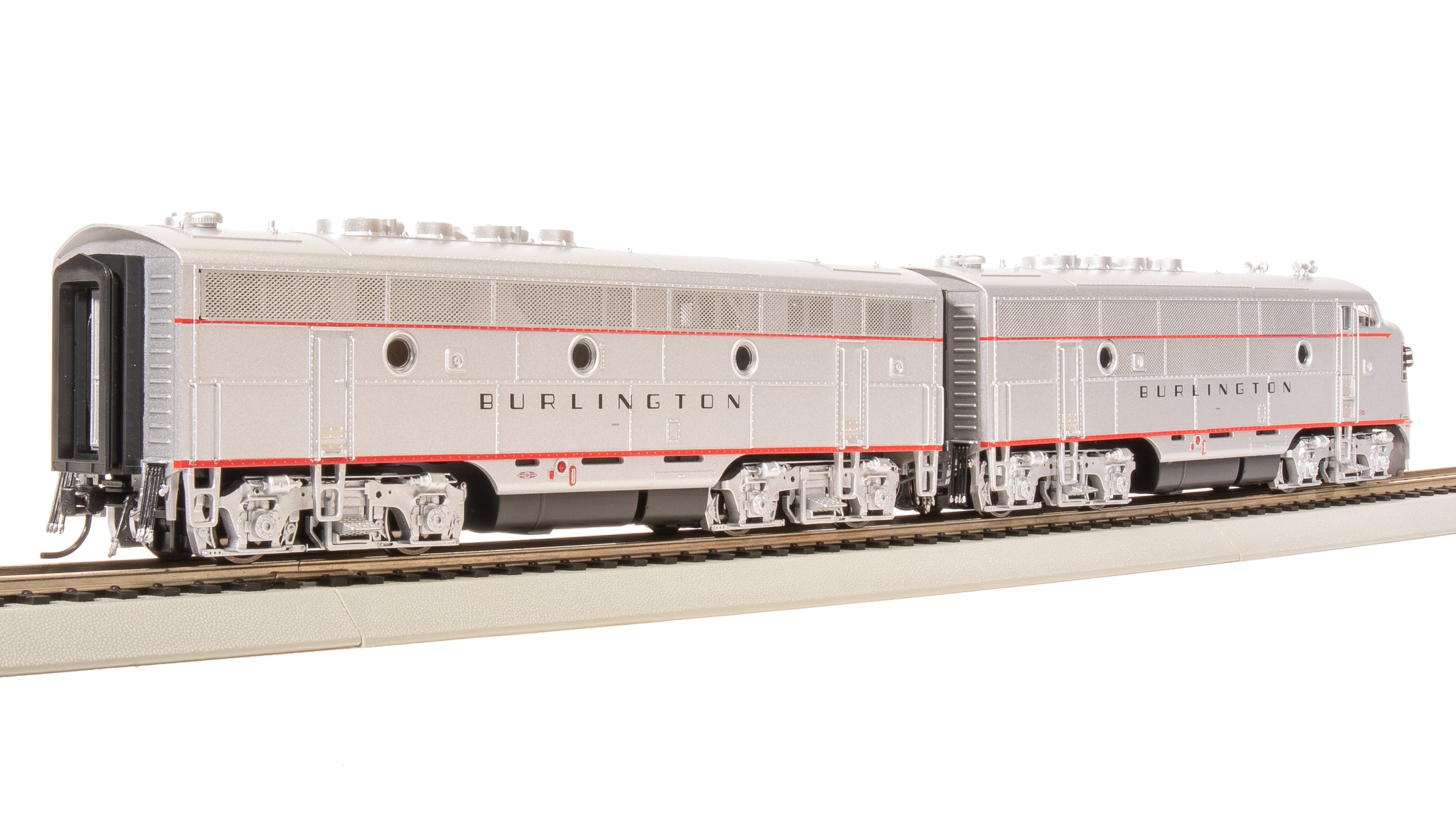 8162 EMD F3 A/B, CBQ 9960A/9960B, Aluminum w/ Black Nose Stripes, A-un
