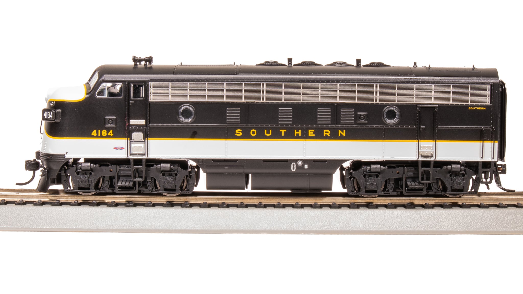 8177 EMD F3A, SOU 4185, Tuxedo Scheme, Paragon4 Sound/DC/DCC, HO