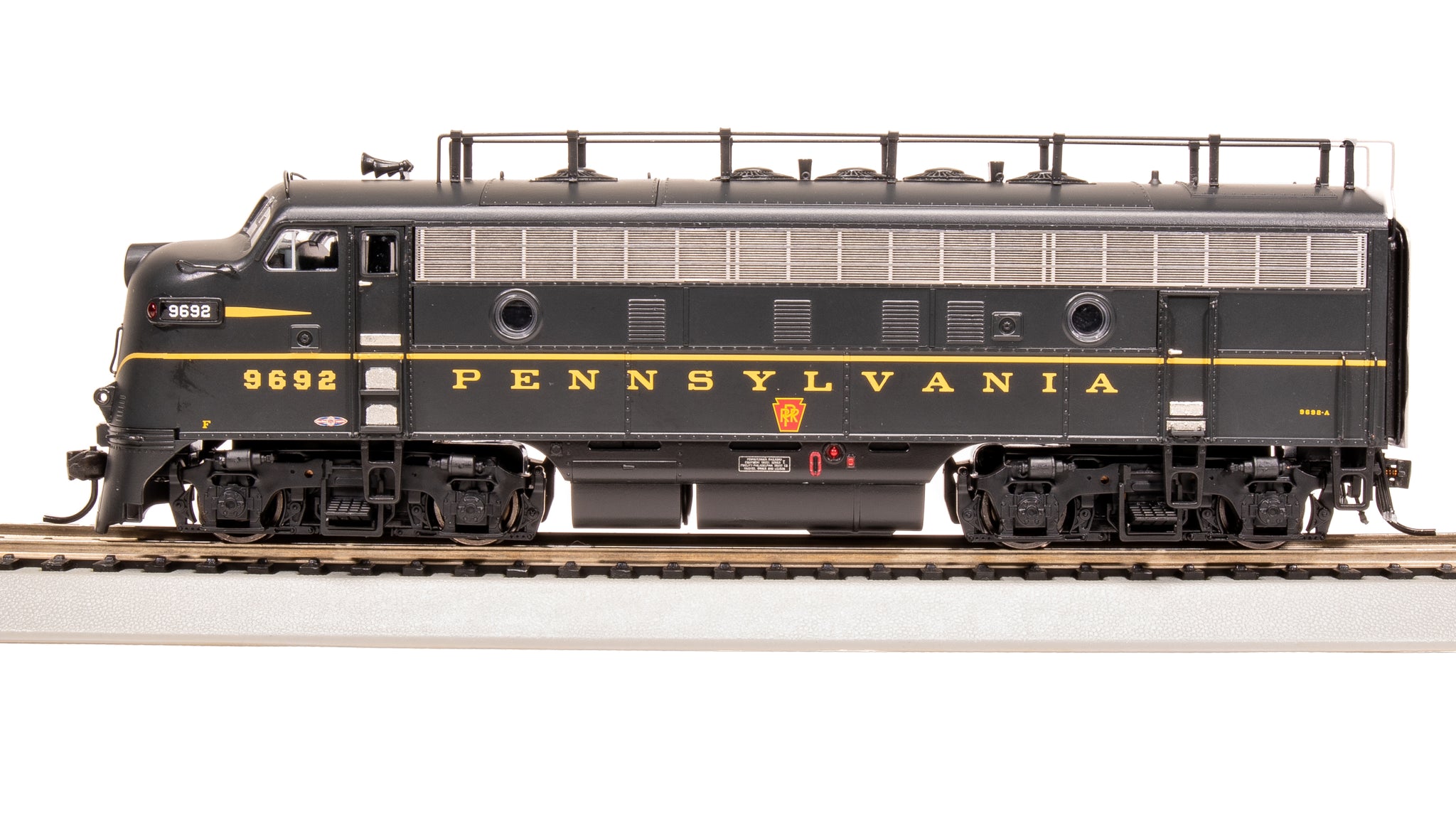 8208 EMD F7A, PRR 9699A, DGLE Single Stripe, Paragon4 Sound/DC/DCC, HO