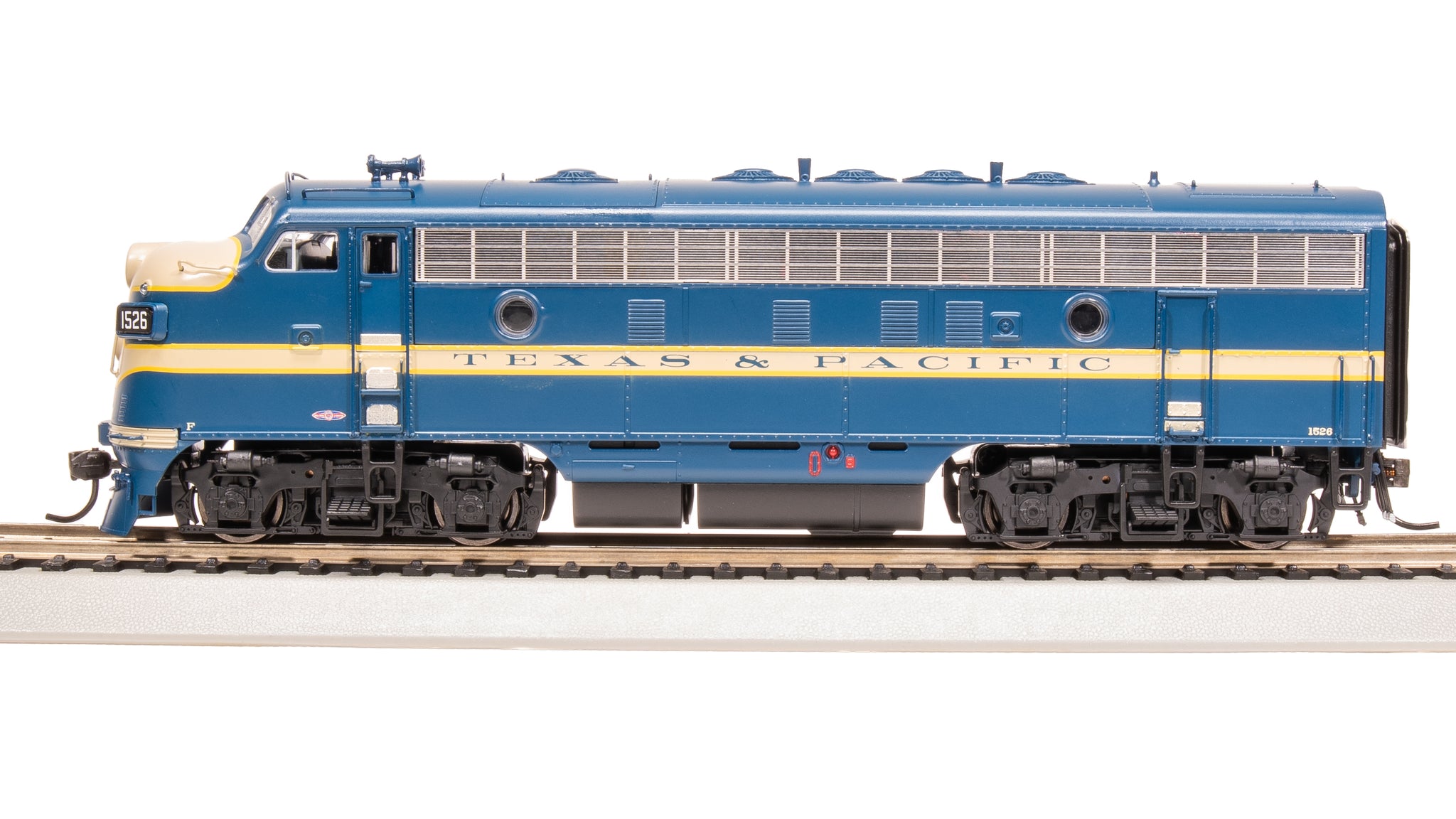 8212 EMD F7A, T&P 1535, Eagle Scheme, Paragon4 Sound/DC/DCC, HO