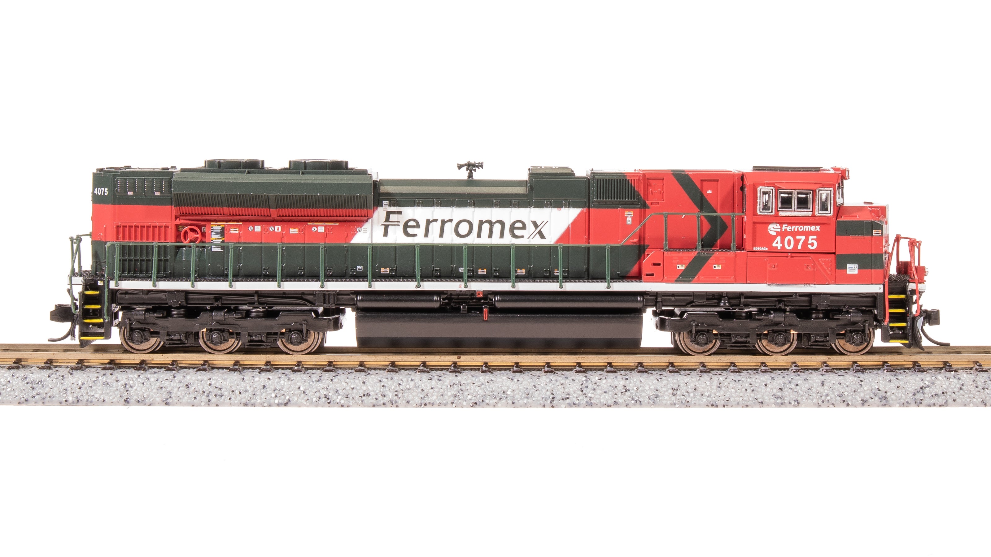 8420 EMD SD70ACe, Ferromex 4075, Paragon4 Sound/DC/DCC, N
