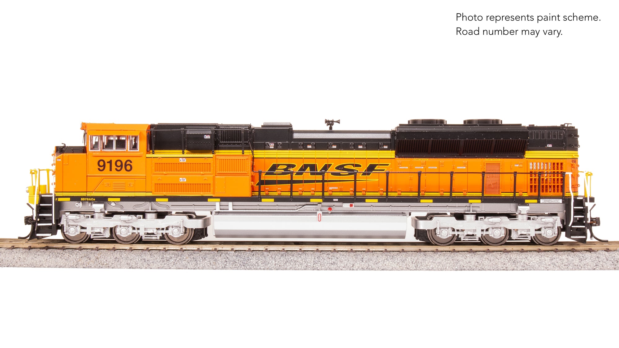 8670 EMD SD70ACe, BNSF 9196, Swoosh Scheme, Paragon4 Sound/DC/DCC, w/