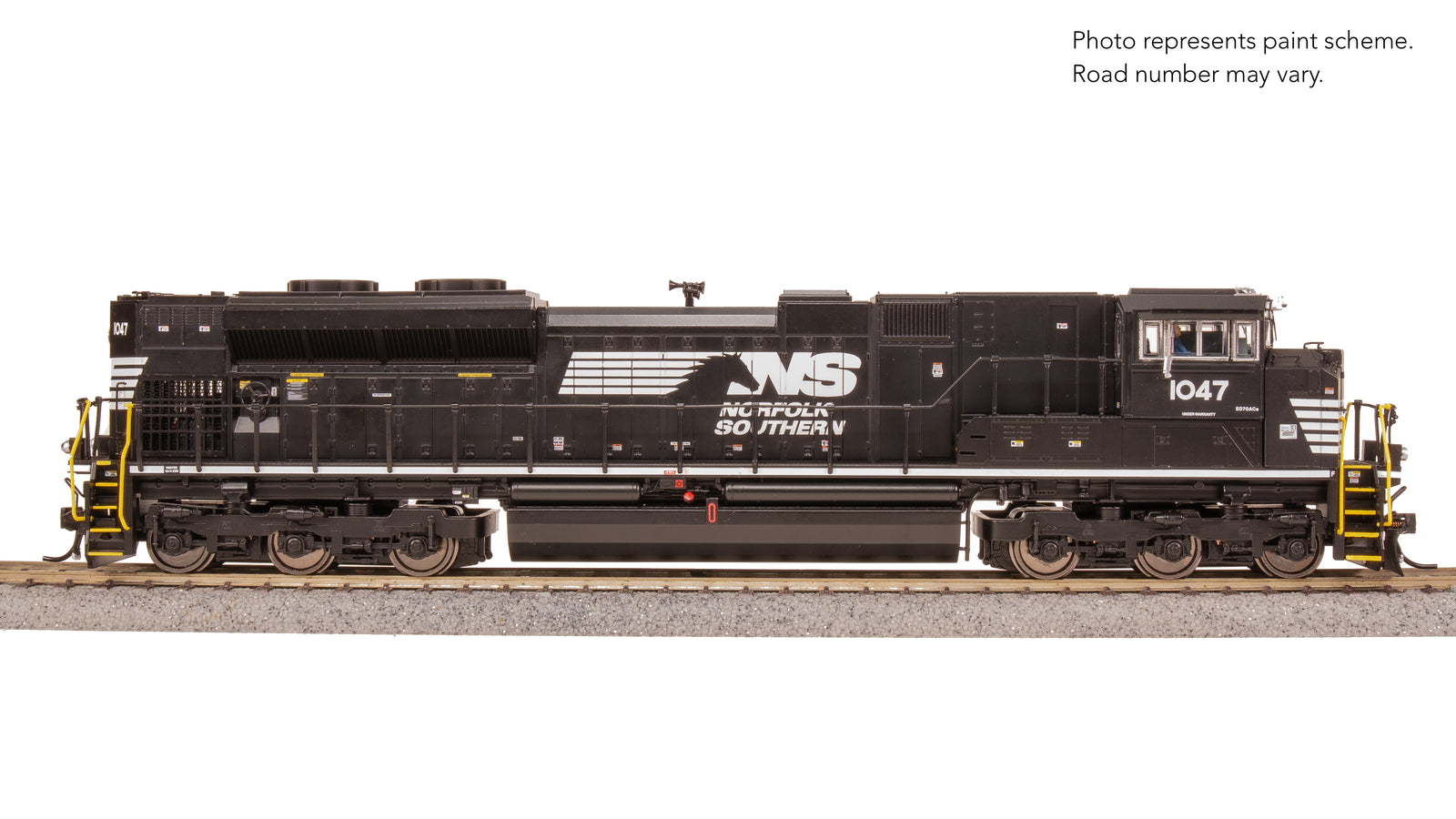 8679 EMD SD70ACe, NS 1047, Black/White, Paragon4 Sound/DC/DCC, w/ Smok