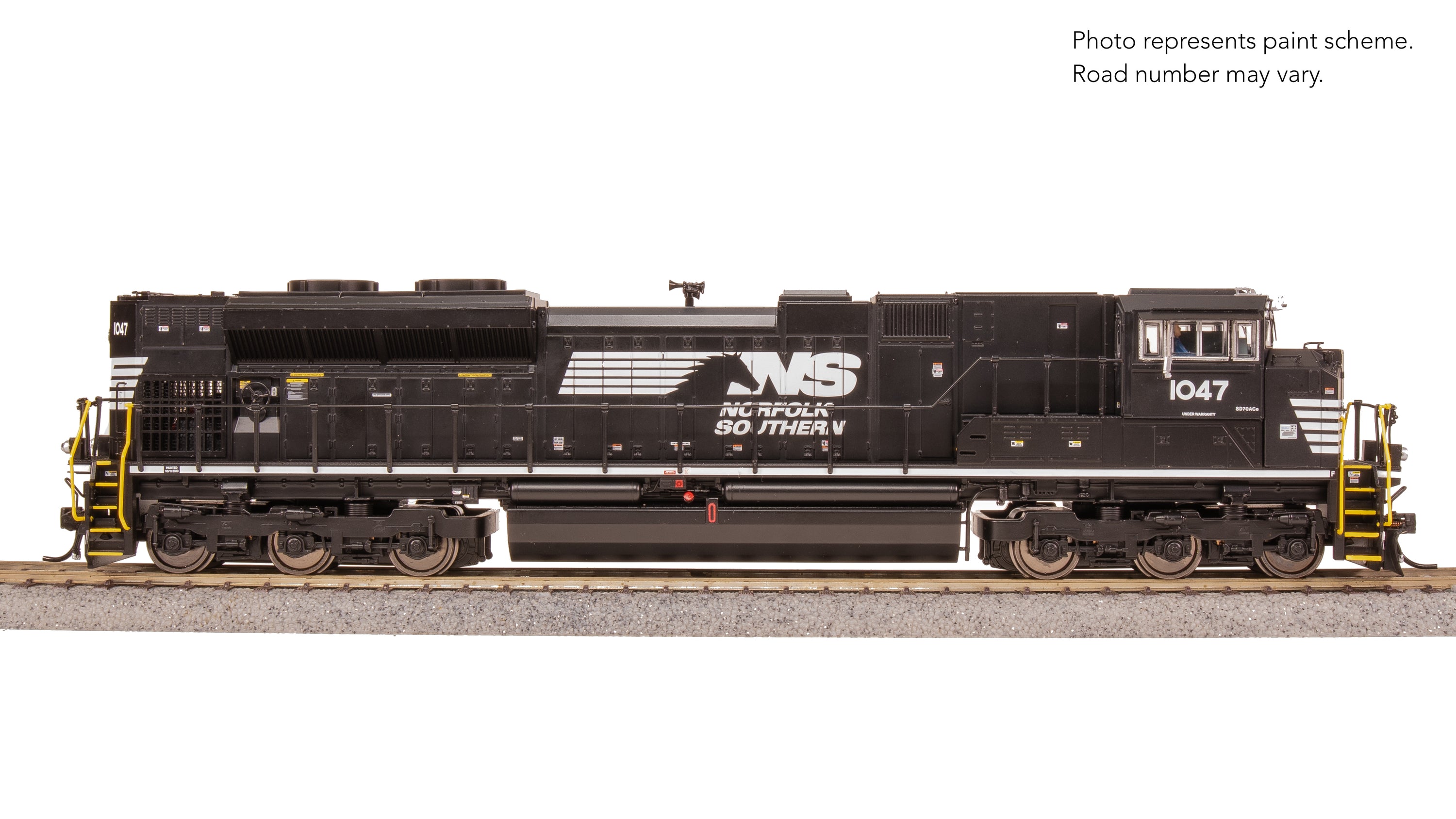 8679 EMD SD70ACe, NS 1047, Black/White, Paragon4 Sound/DC/DCC, w/ Smok