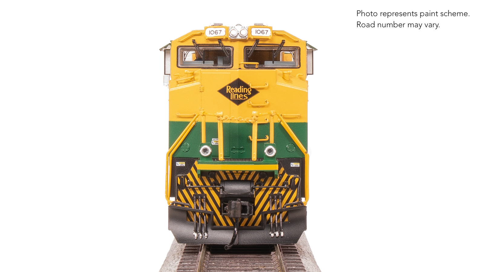 8682 EMD SD70ACe, NS 1067, Reading Heritage Paint, Paragon4 Sound/DC/D