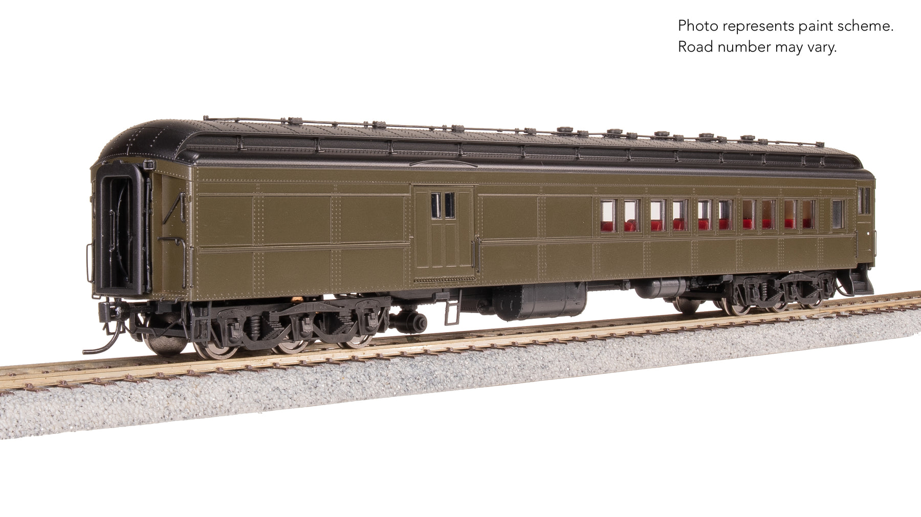 9121 Coach-Baggage Combine, Unlettered, Pullman Green, HO Scale
