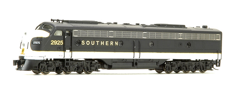 786 EMD E8A, SOU #2926, Powered/No Sound, DCC Ready, N